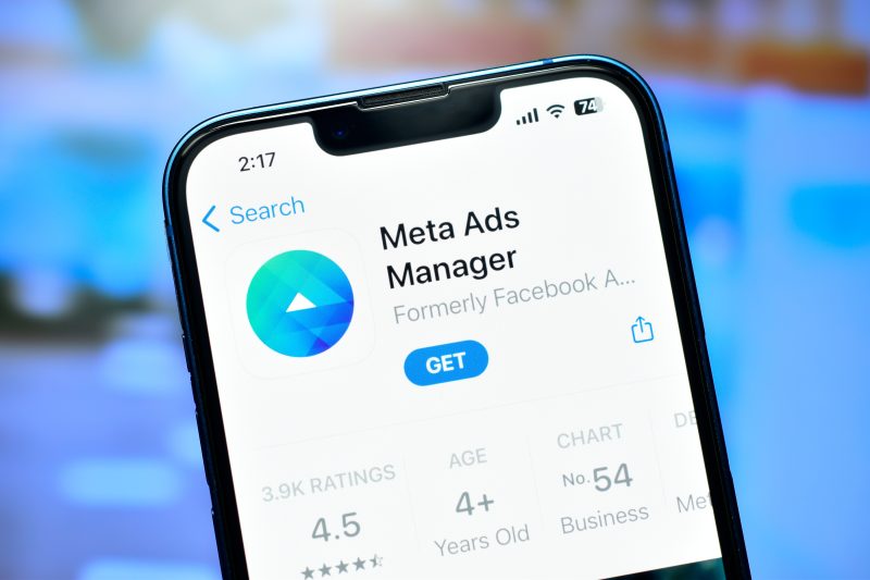 Meta Ads or LinkedIn Ads: Which One Is a Better Fit for Your Business ...
